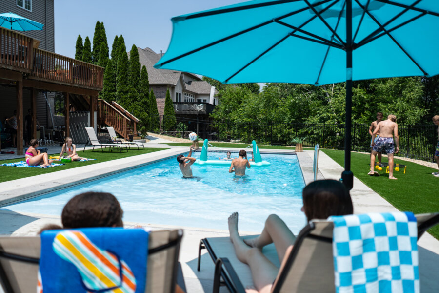 Create a Dreamy Day at the Beach in Your Own Backyard - Thursday Pools