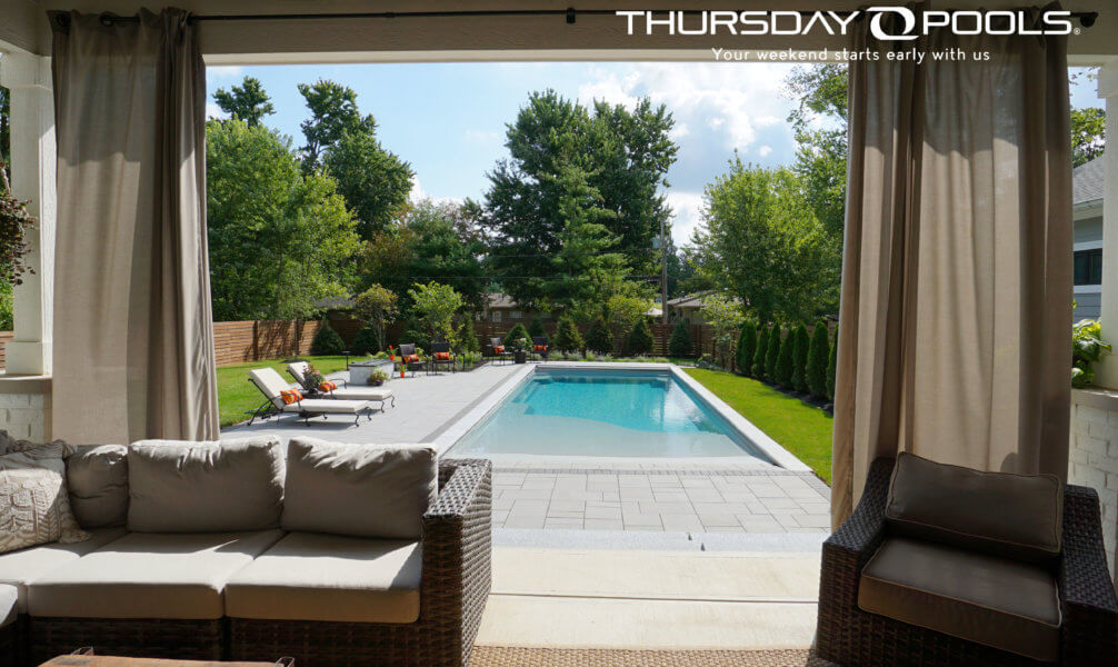 5 Tips for a great backyard swimming pool design.