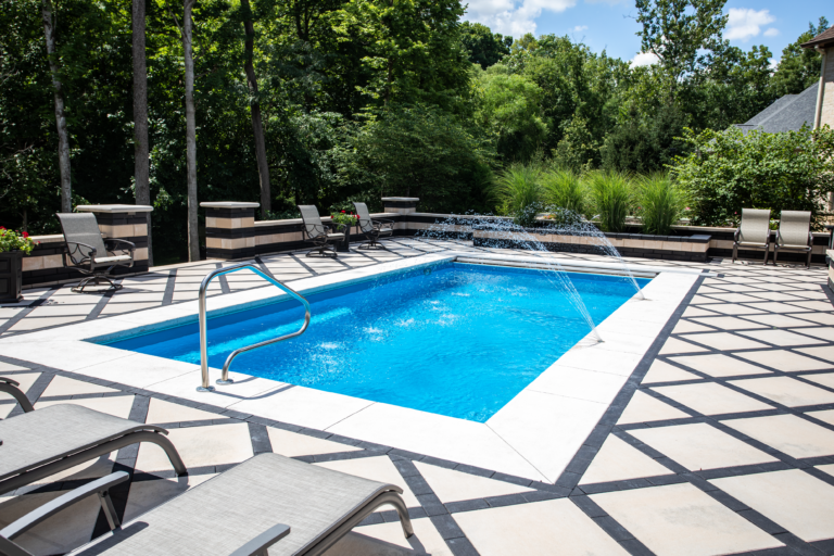 What is the smallest fiberglass pool size? | Thursday Pools